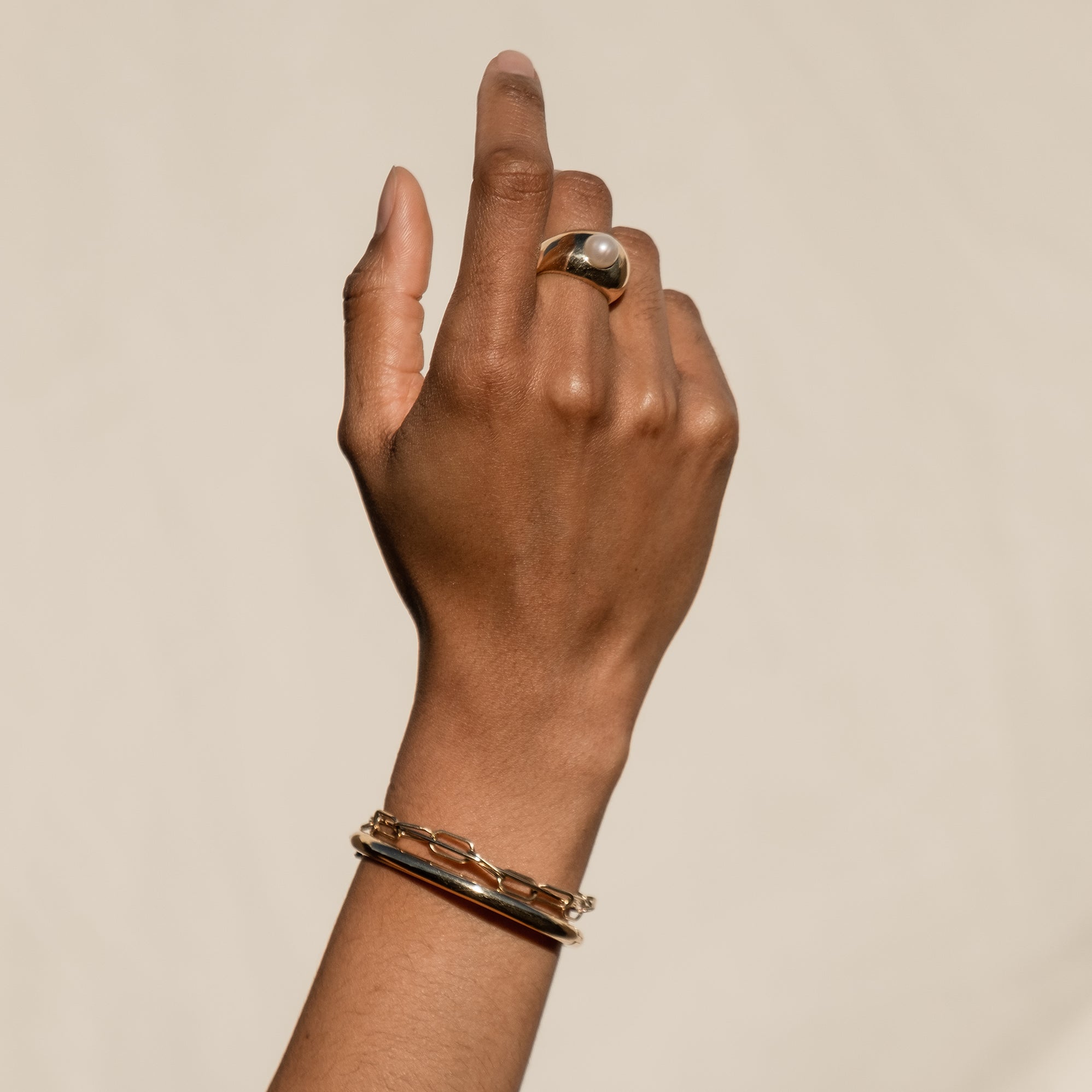 Golden Bangle– GRACE LEE