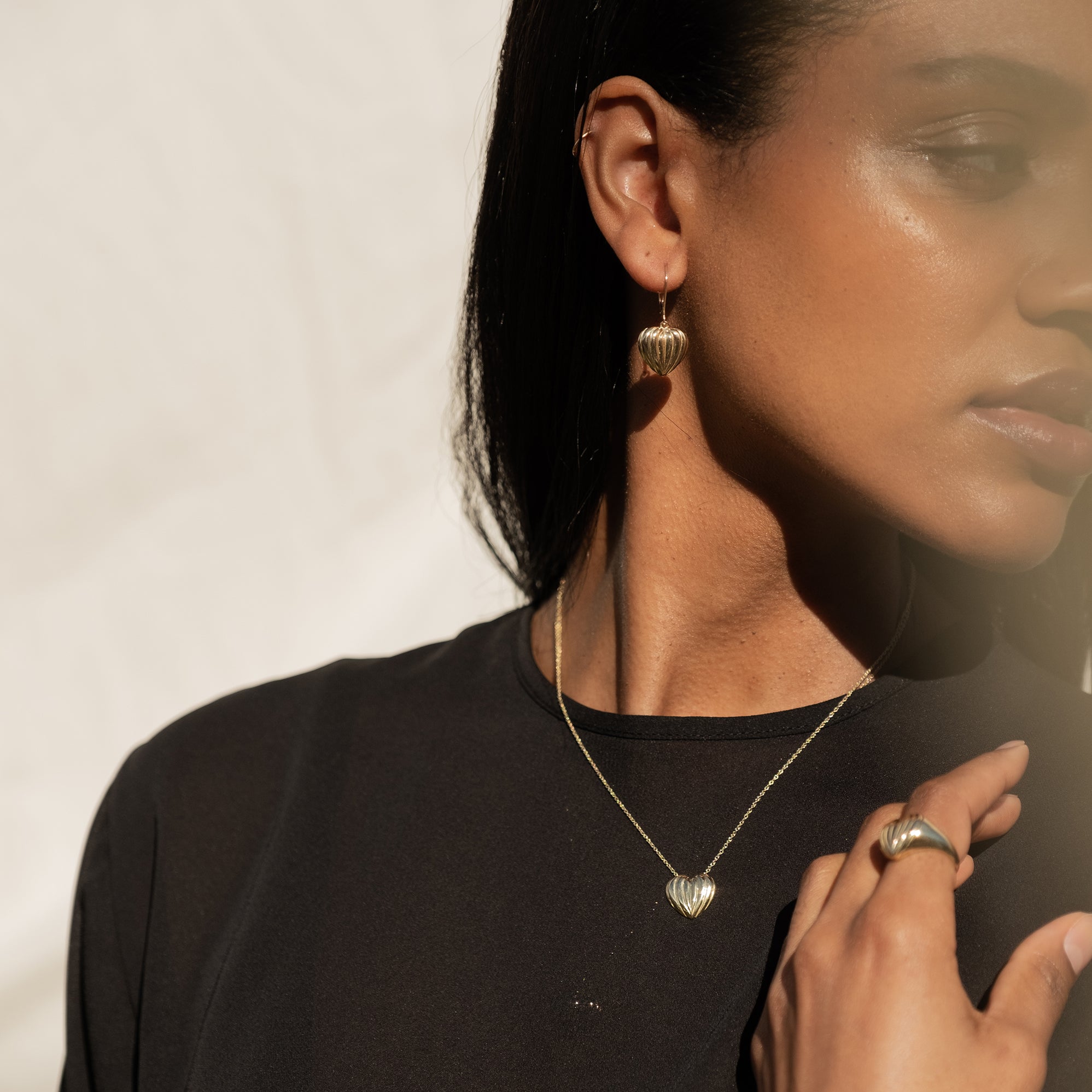 Cora Single-Sided Pendant on Chain– GRACE LEE